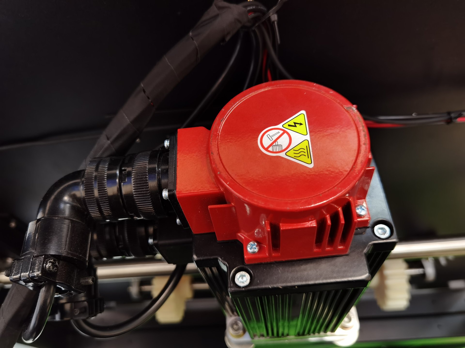 R80 robot dock - HEISHA robot charging station